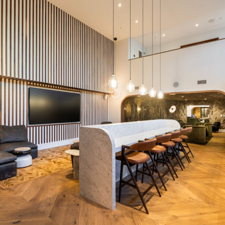 Luxury Apartments with Pool, Jacuzzi and Gym in San Francisco | Chorus